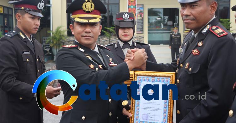Polsek Baamang Raih Penghargaan Kompolnas Awards Tahun 2024 - Catatan.co.id